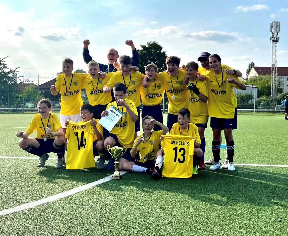 Meisterkrönung - SV Helios 24 Dresden e. V.